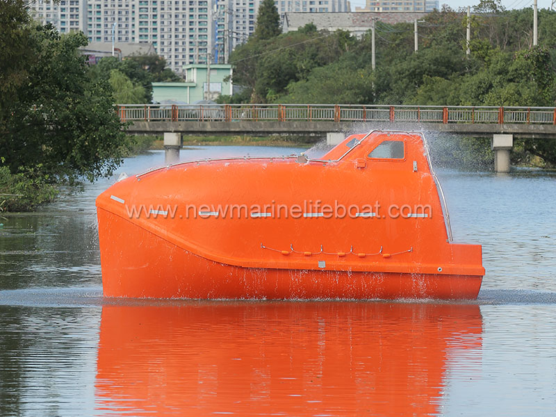 How to release a free fall lifeboat? - New Marine