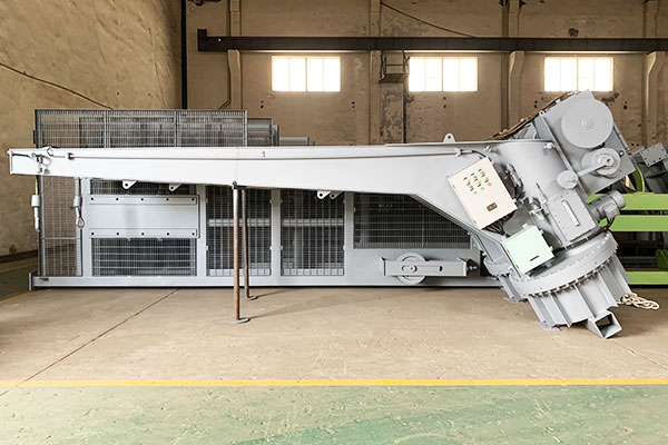 China Single Arm Davit | Lifeboat Davit - New Marine